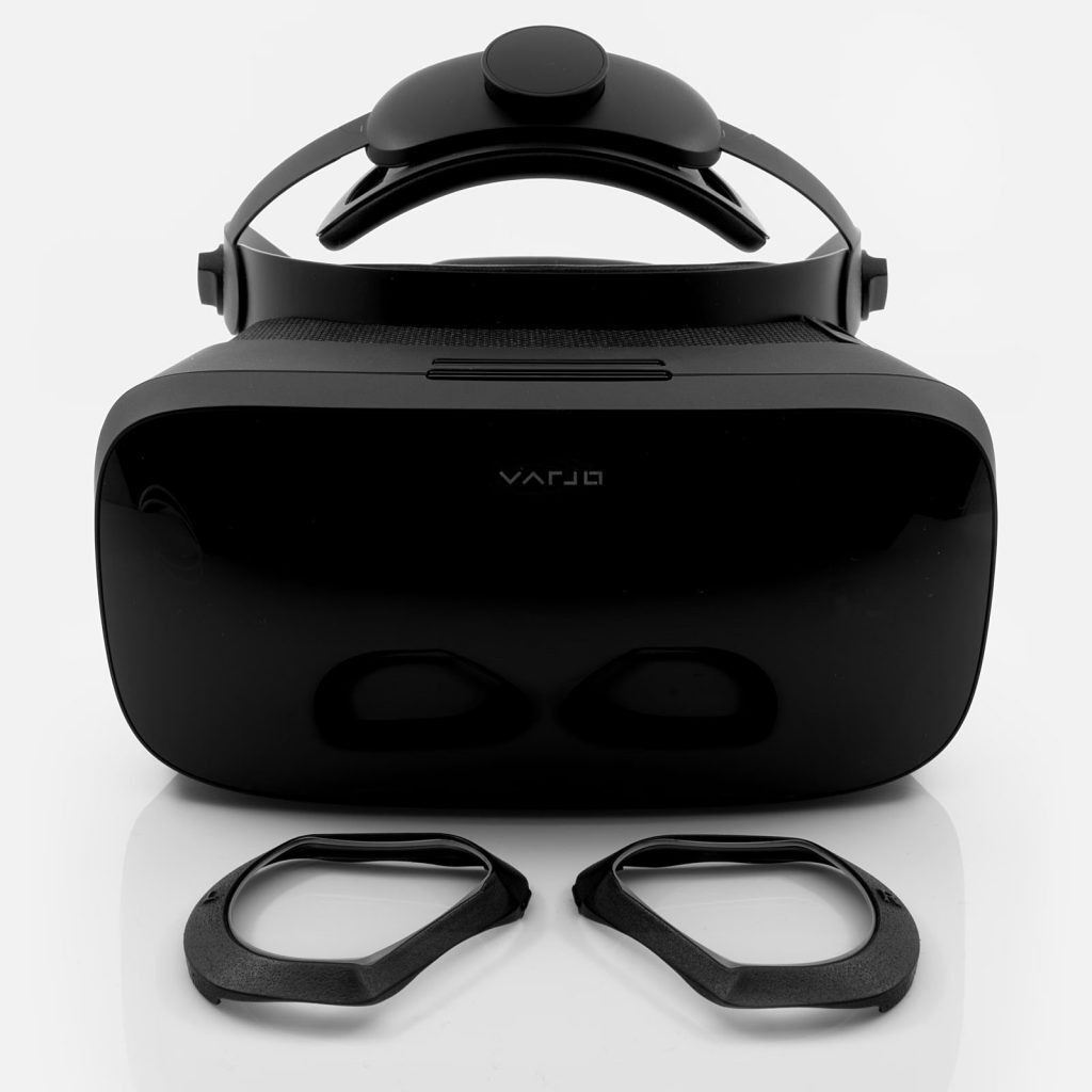 VR with Glasses: A Guide for Eyeglass Wearers