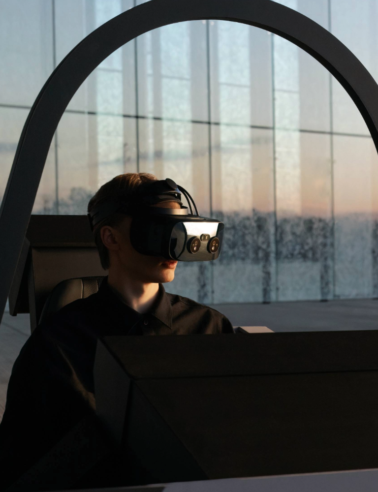 Varjo XR-3 Focal Edition | Mixed-Reality Headset for Advanced Use Cases