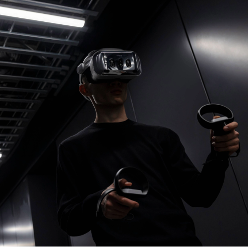Accessories and peripherals for VR and XR | Varjo